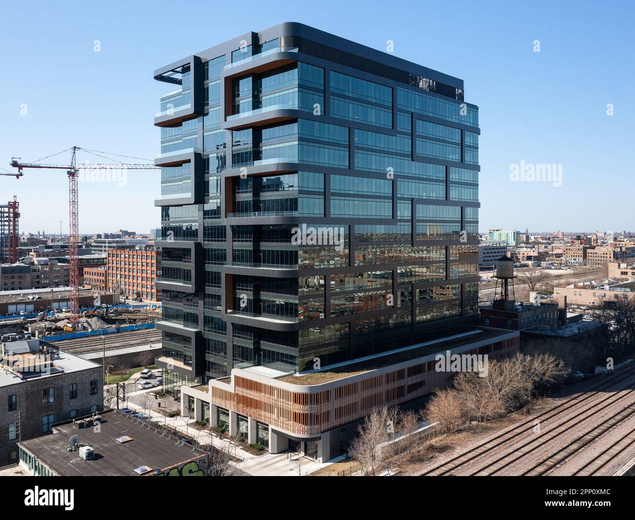 West Loop Living 400 N Aberdeen Stock Photo - Alamy