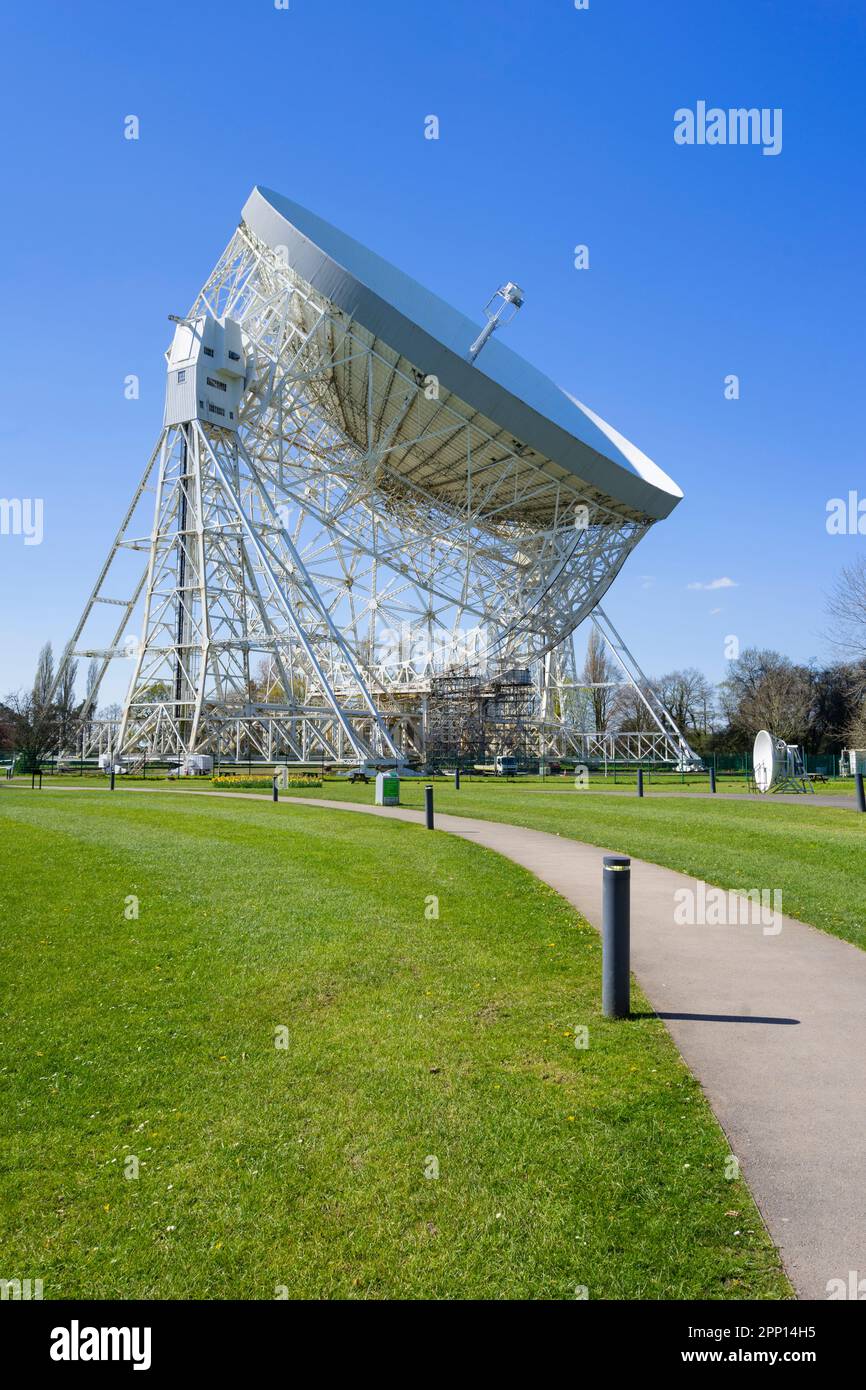 Jodrell bank observatory hi-res stock photography and images - Alamy