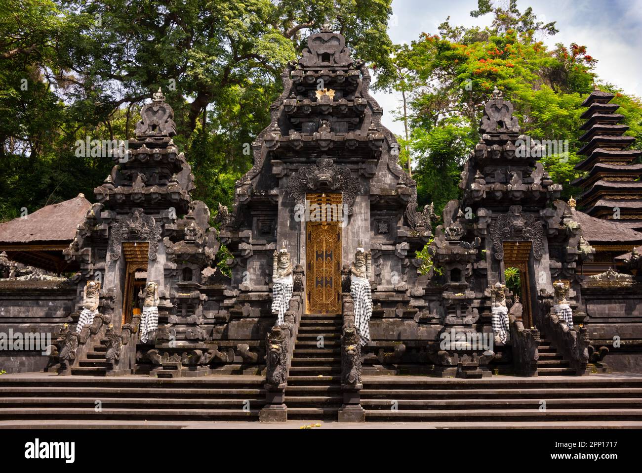 Hindu temple on Bali island, Indonesia Stock Photo - Alamy