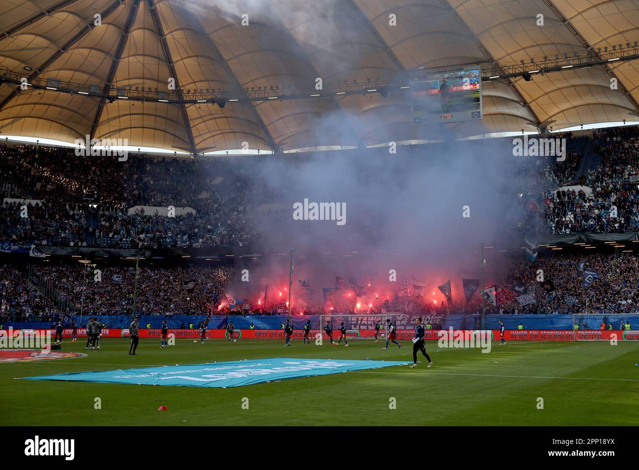 Hamburg, Germany. 21st Apr, 2023. Soccer: 2. Bundesliga, Hamburger SV ...