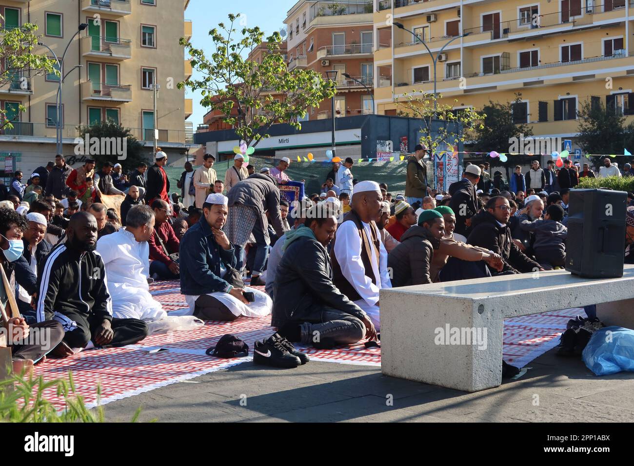 Italy rome muslims ramadan eid al fitr prayer fasting month hi-res ...