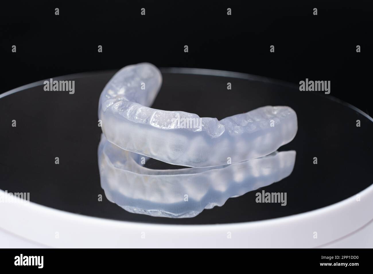 Dental mouthguard, splint for the treatment of dysfunction of the ...