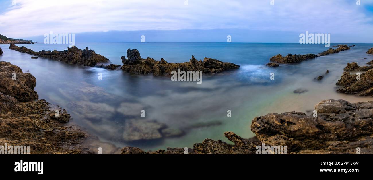 Tarifa playa españa hi-res stock photography and images - Alamy