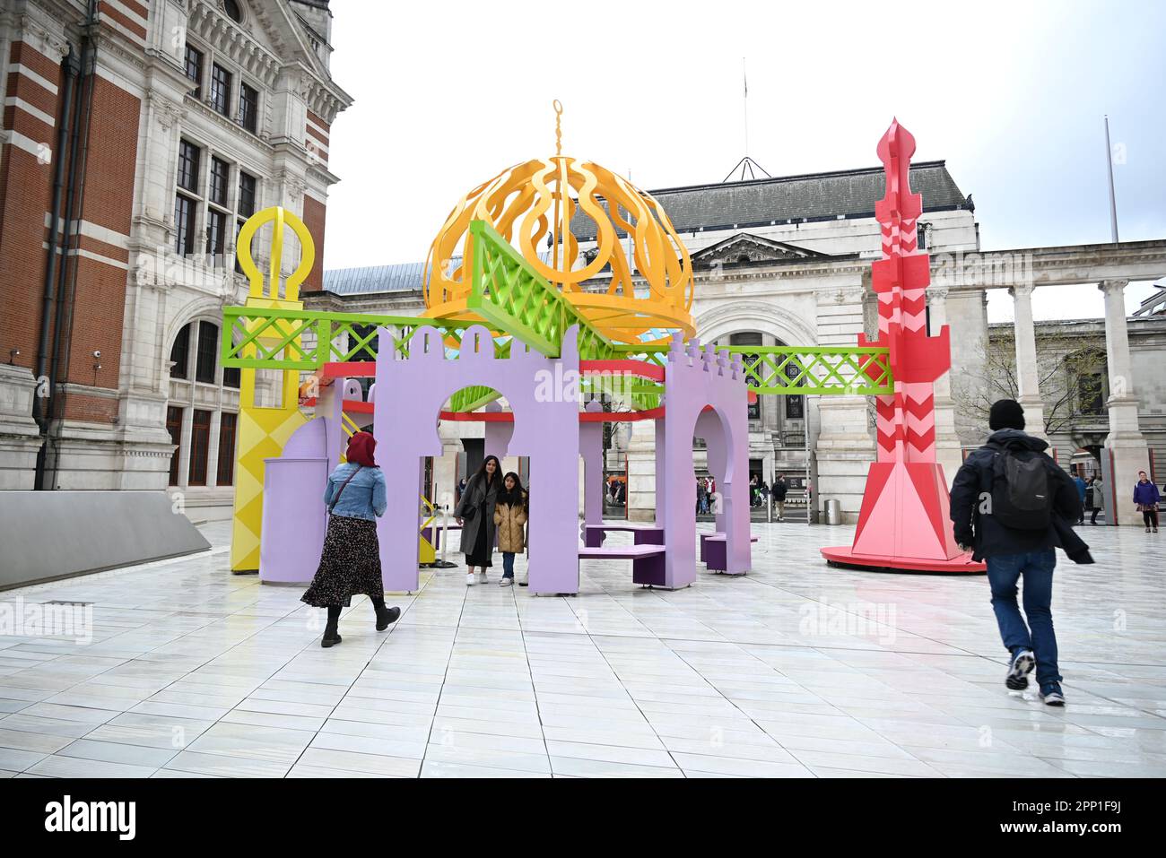 Expirimentation hi-res stock photography and images - Alamy