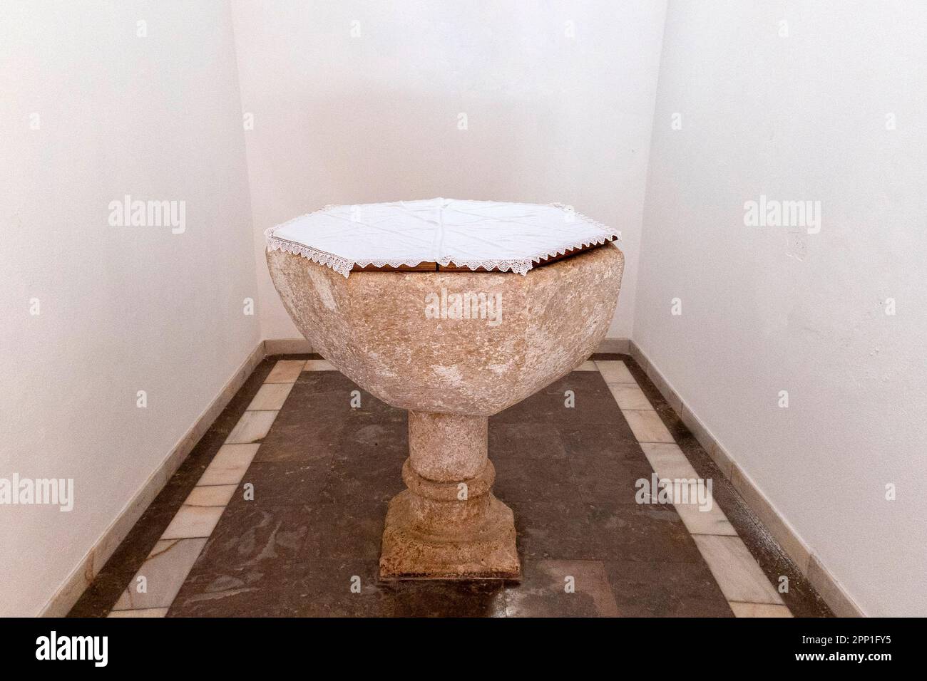 Baptism basin hi-res stock photography and images - Alamy