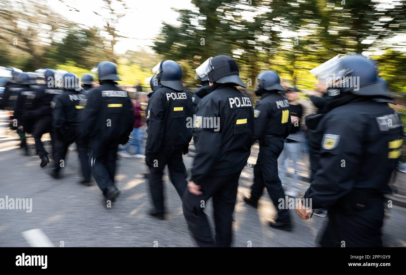 Hamburg, Germany. 21st Apr, 2023. Soccer: 2nd Bundesliga, Hamburger SV ...