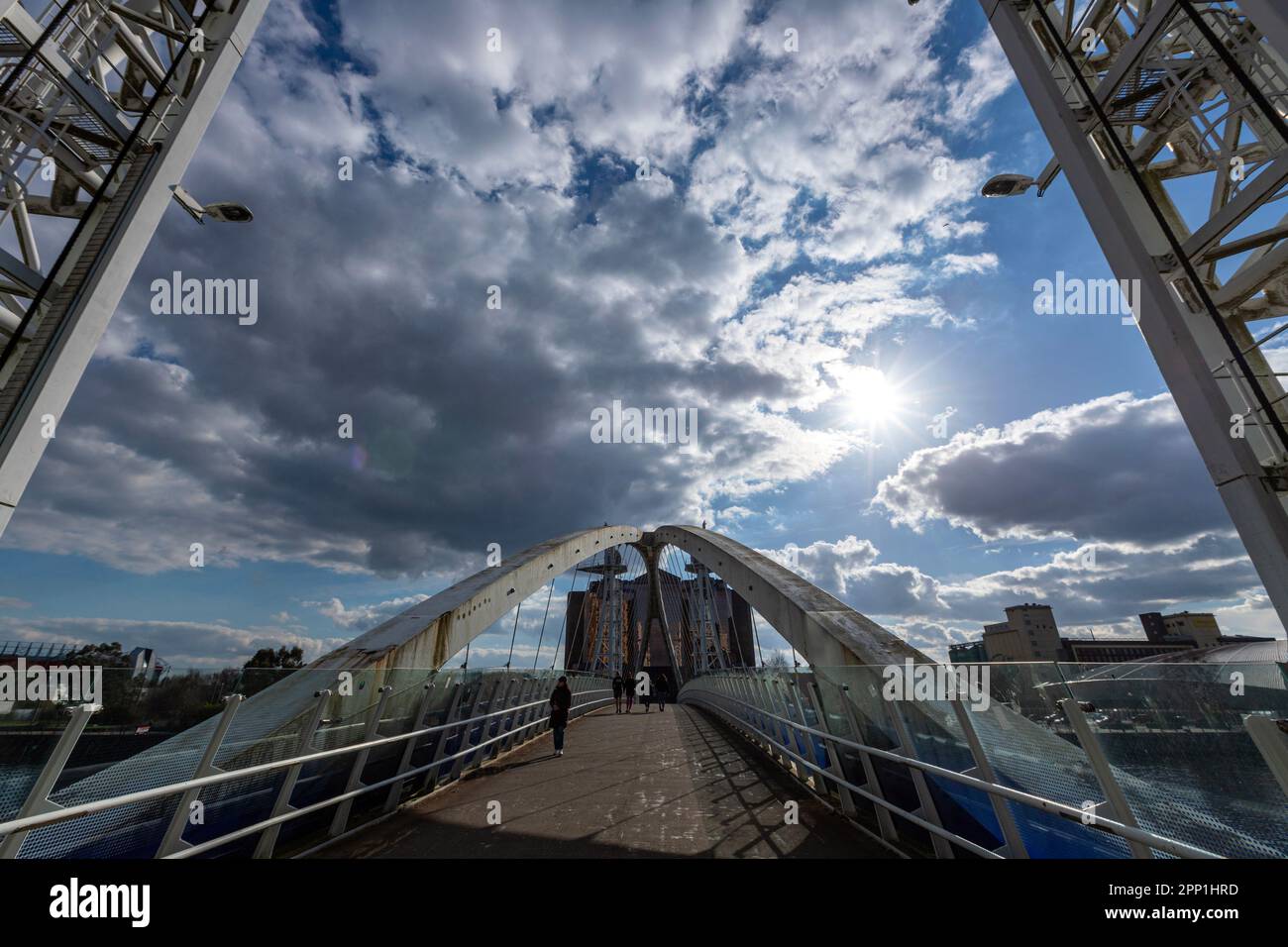 Salford Quays lift bridge, MediaCityUK, Salford Quays, Manchester Ship ...