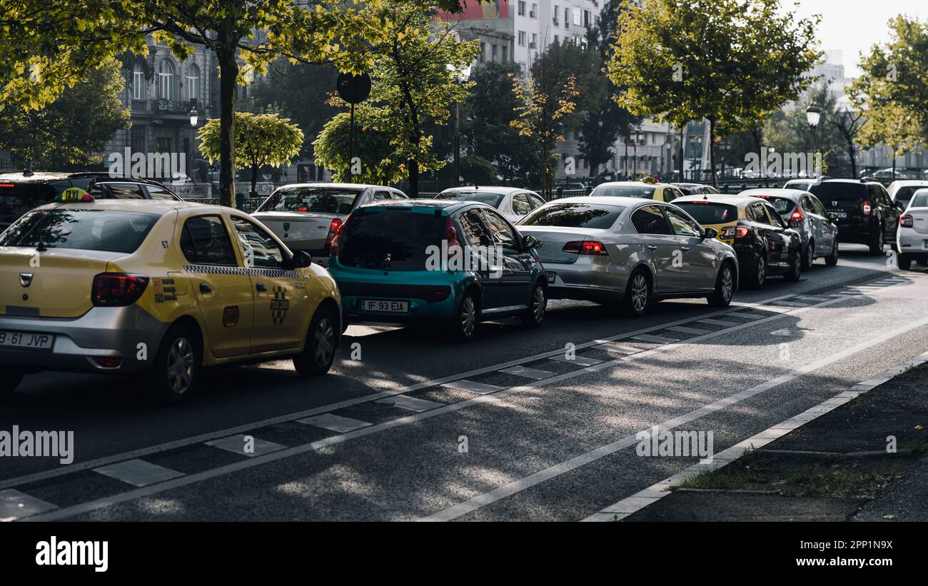 Bumper to Bumper - Urban traffic congestion during peak hour in ...
