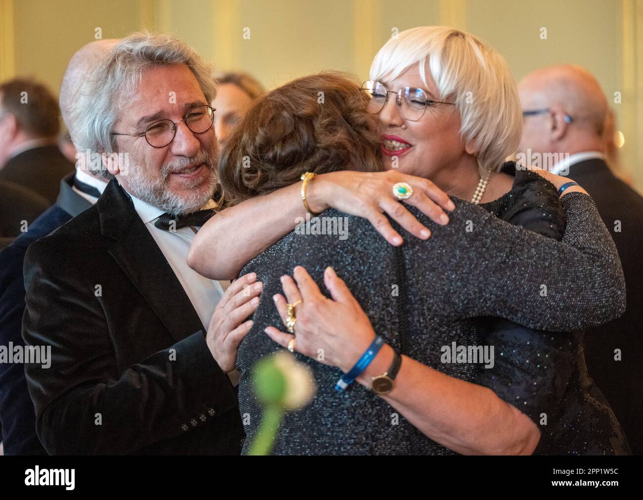 Berlin, Germany. 21st Apr, 2023. Can Dündar (l), Turkish journalist ...