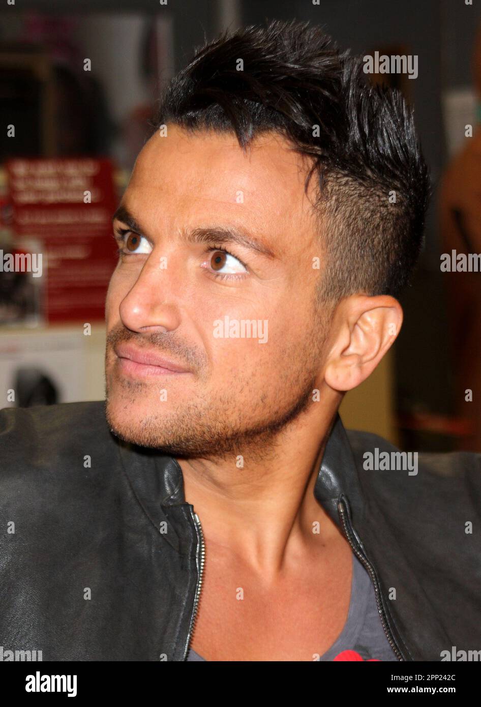 London Colney, Herts. UK. Peter Andre meets fans and signs copies of ...