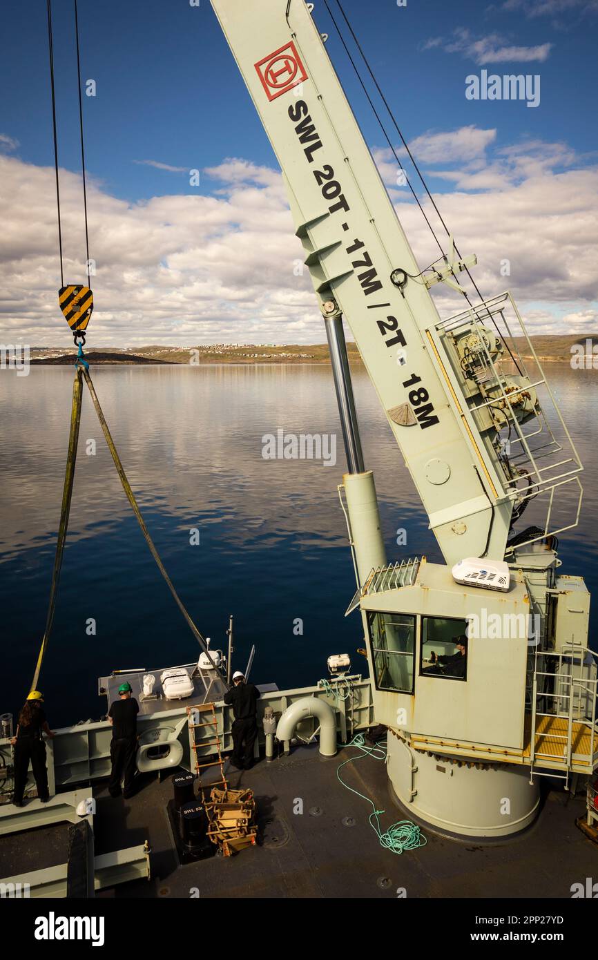 Crane launches landing craft embarked in HMCS Margaret Brooke at ...