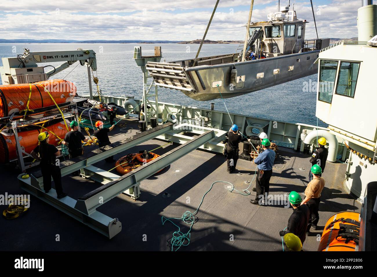 Crane launches landing craft embarked in HMCS Margaret Brooke at ...