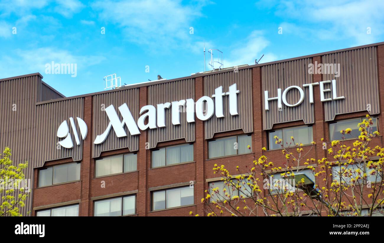 Glasgow Marriott Hotel 500 Argyle St, Glasgow G3 8RR Stock Photo - Alamy