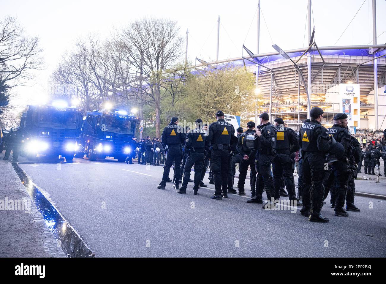 Hamburg, Germany. 21st Apr, 2023. Soccer: 2nd Bundesliga, Hamburger SV ...