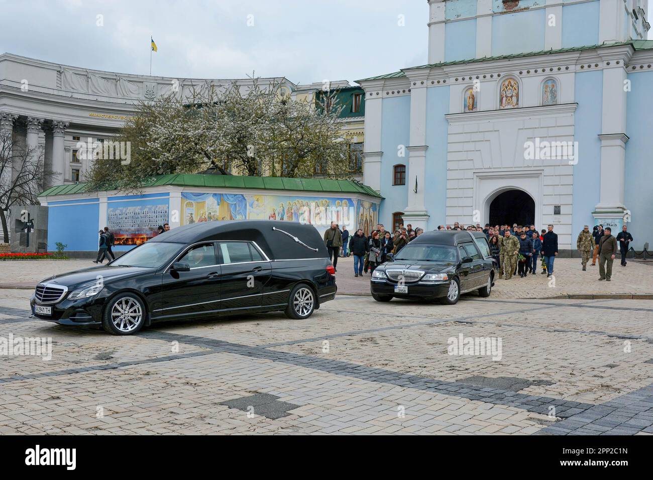 Kyiv, Ukraine. 21st Apr, 2023. Cars with the coffins of fighters Oleg ...