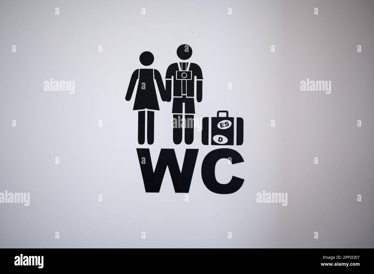 Hamburg, Germany. 17th Apr, 2023. A toilet symbol with a man and a ...