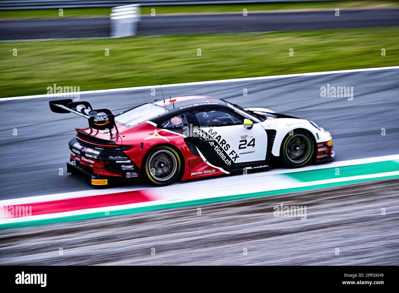 Porsche 992 gt3 r hi-res stock photography and images - Alamy