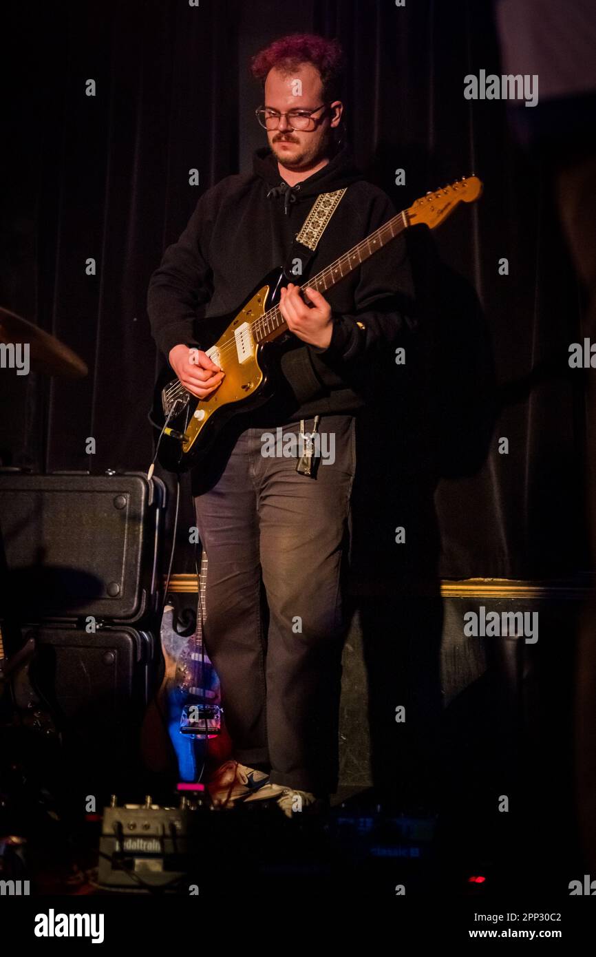 Sam evans ditz hi-res stock photography and images - Alamy