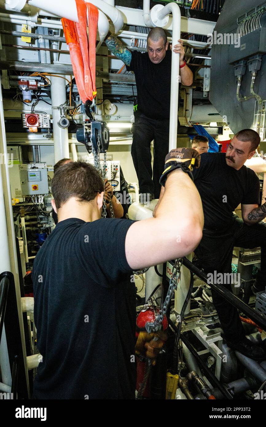 Royal Canadian Navy engineering personnel onboard HMCS Margaret Brooke ...