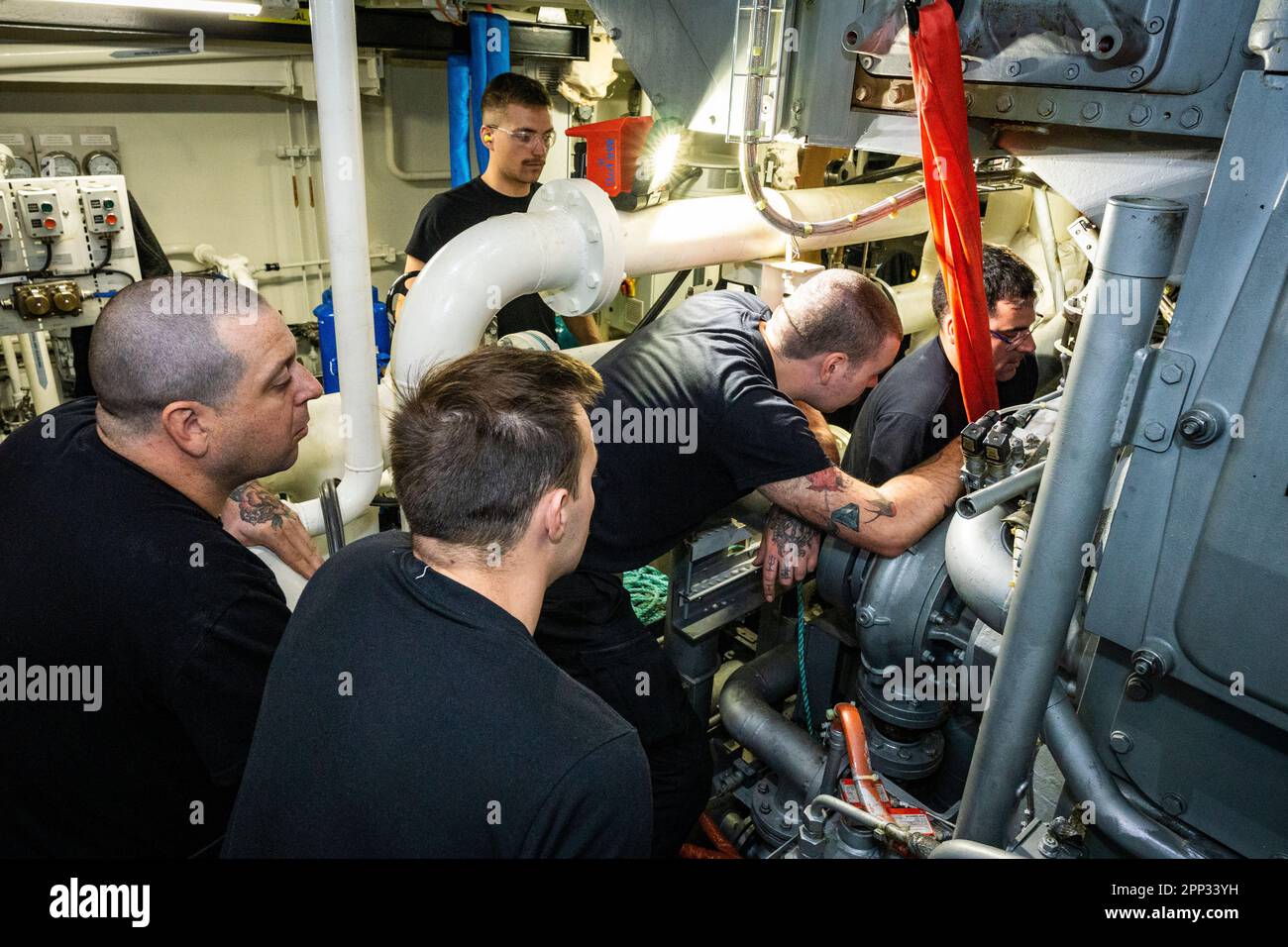 Royal Canadian Navy engineering personnel onboard HMCS Margaret Brooke ...