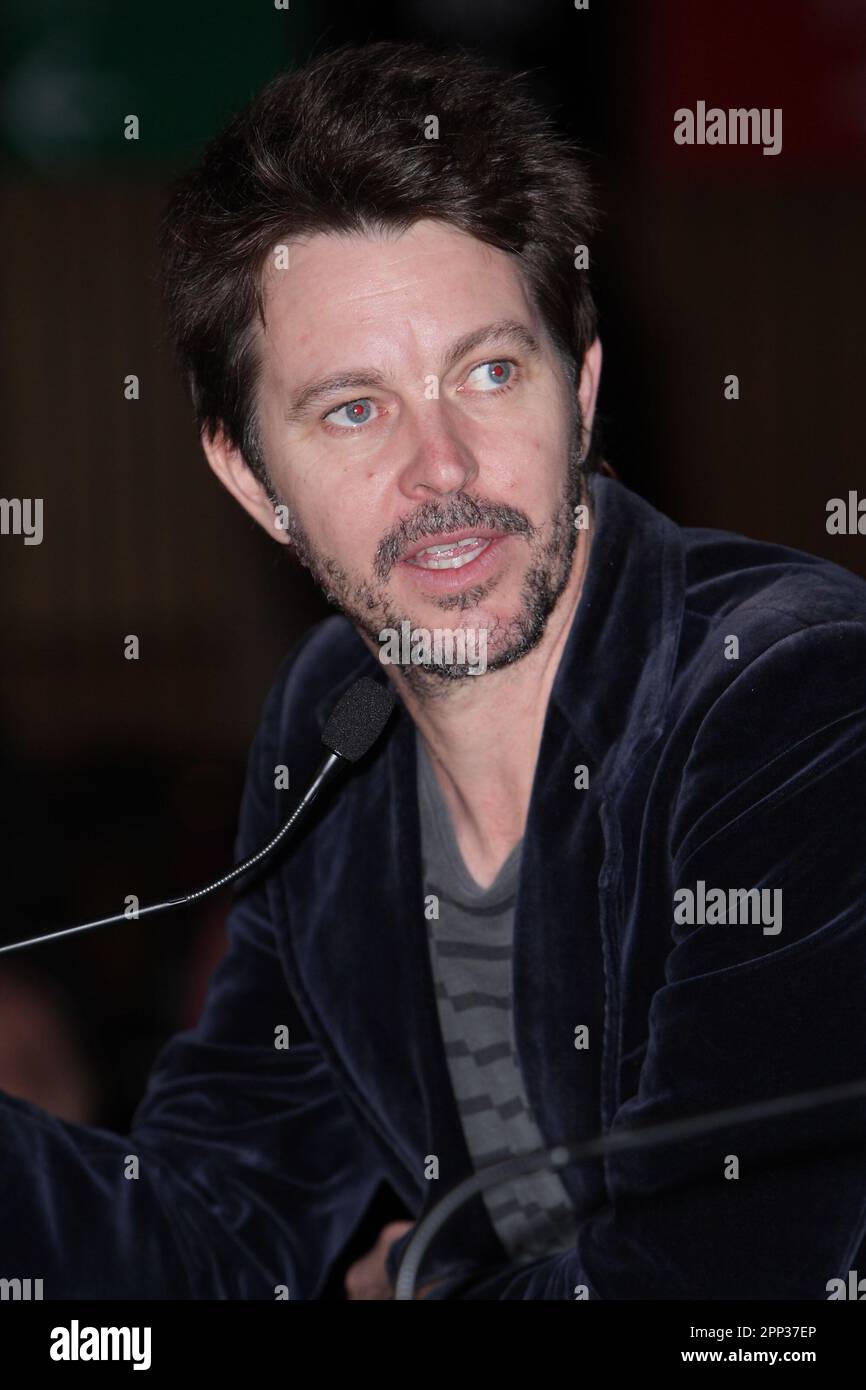 Bernard Fanning The 2010 Australian Recording Industry 'ARIA' Awards ...