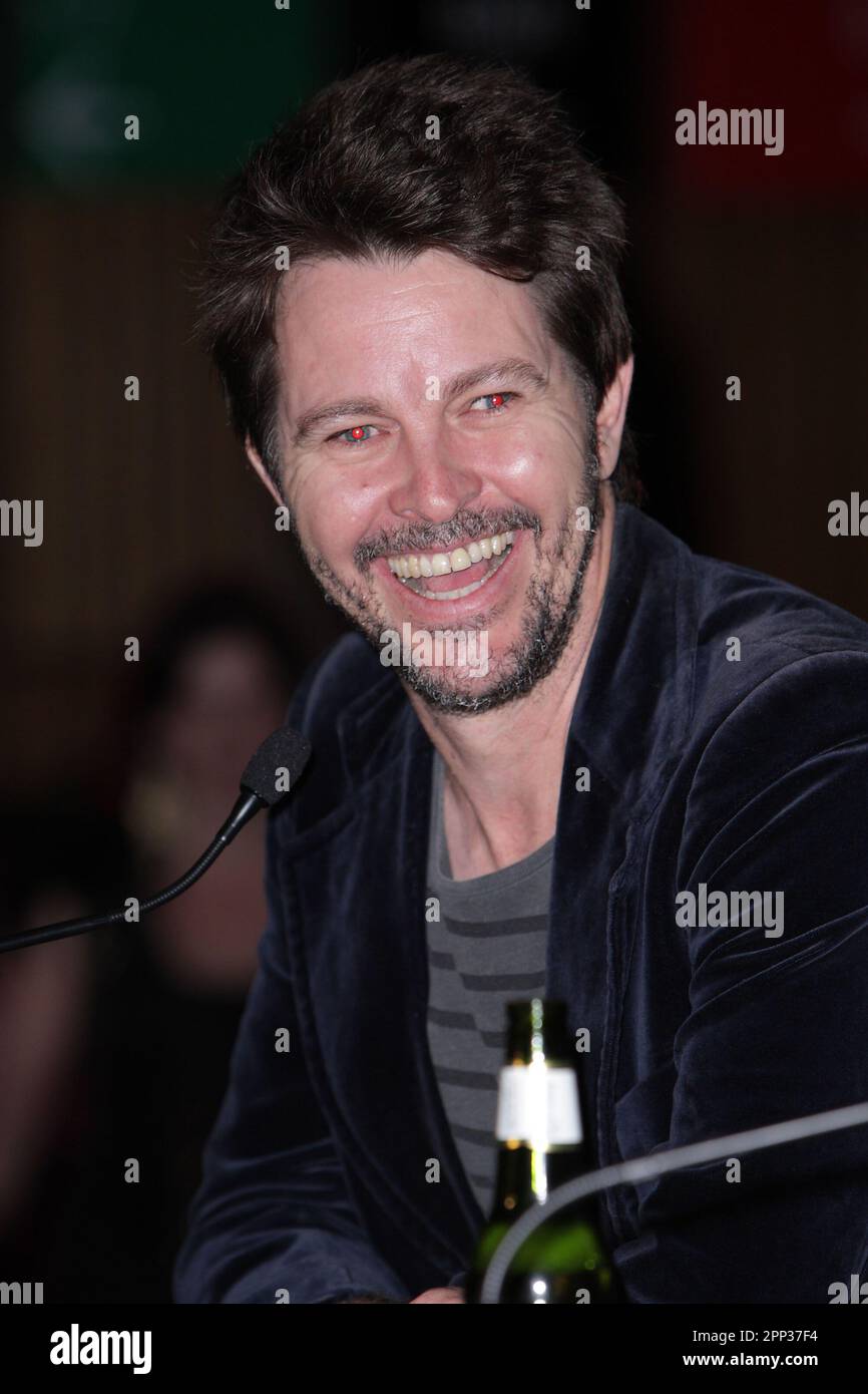 Bernard Fanning The 2010 Australian Recording Industry 'ARIA' Awards ...