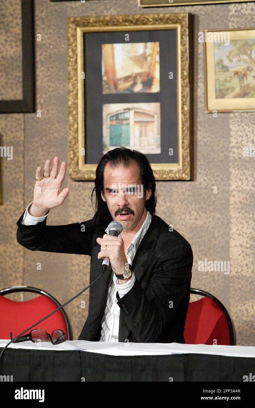 Nick Cave at the 2007 ARIA Awards in Sydney, Australia Stock Photo - Alamy