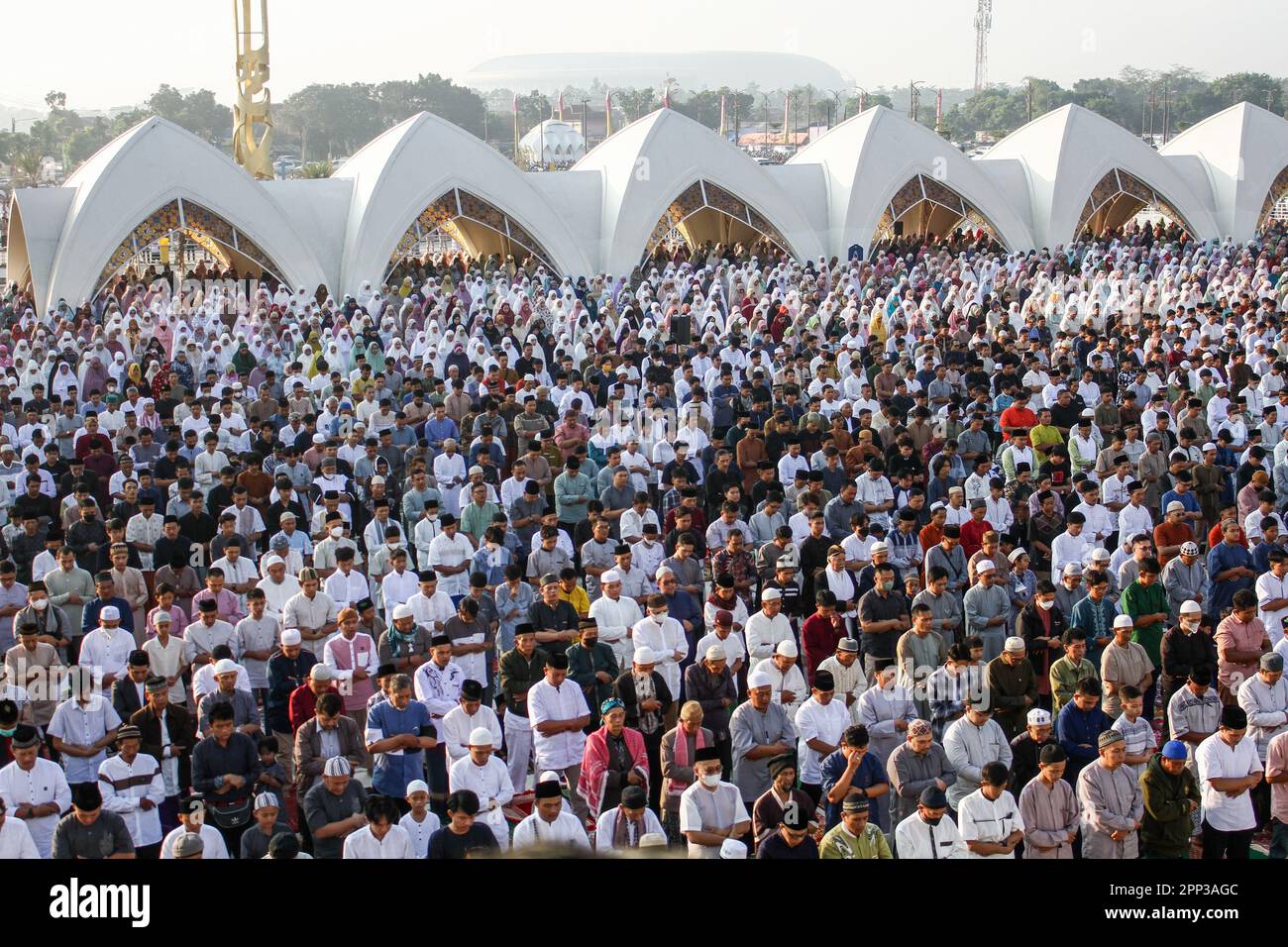 Bandung, West Java, Indonesia. 22nd Apr, 2023. Indonesian Muslims ...