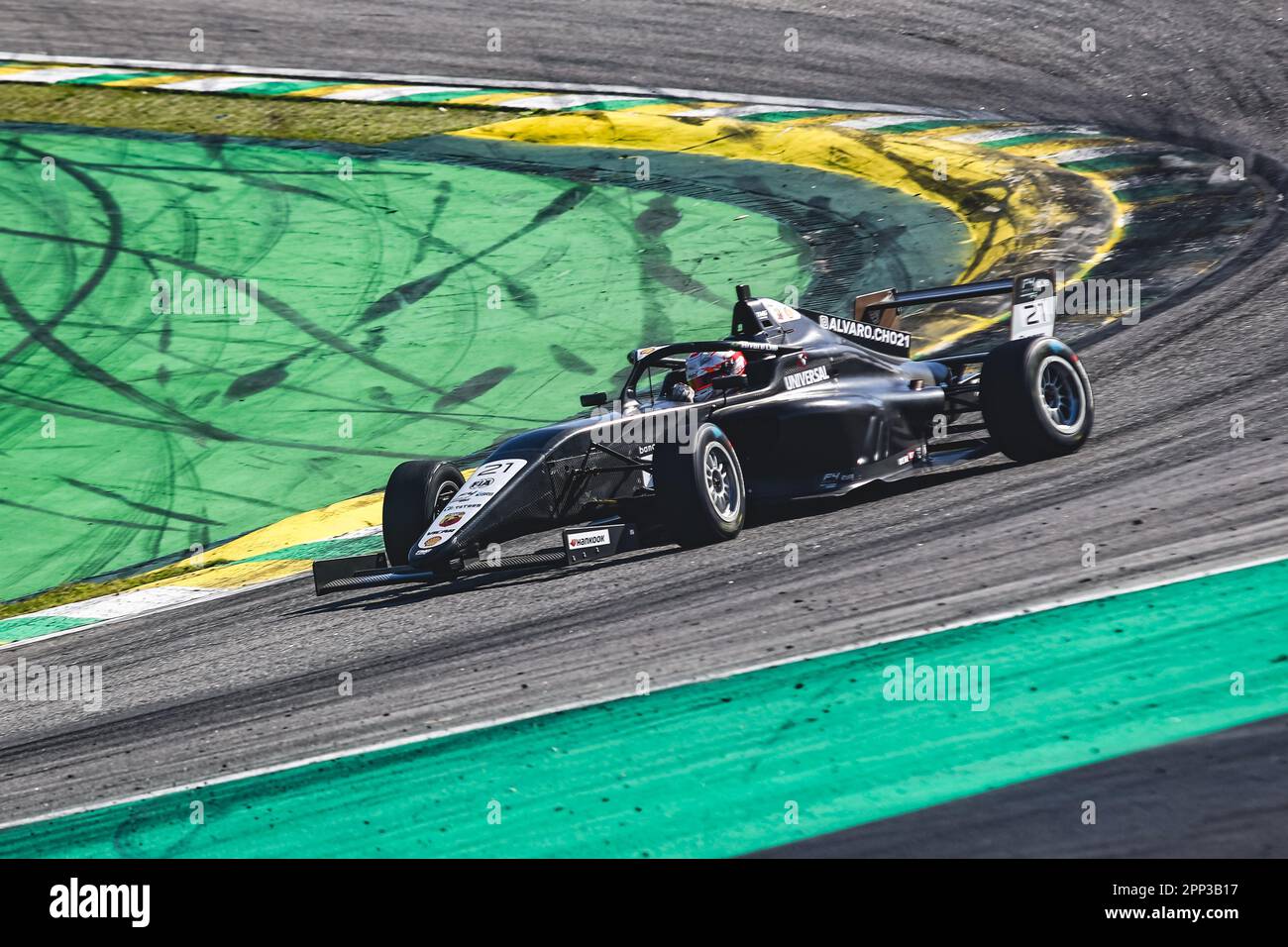 SÃO PAULO, SP - 21.04.2023: BRB F'RMULA 4 BRASIL EM INTERLAGOS - Álvaro ...