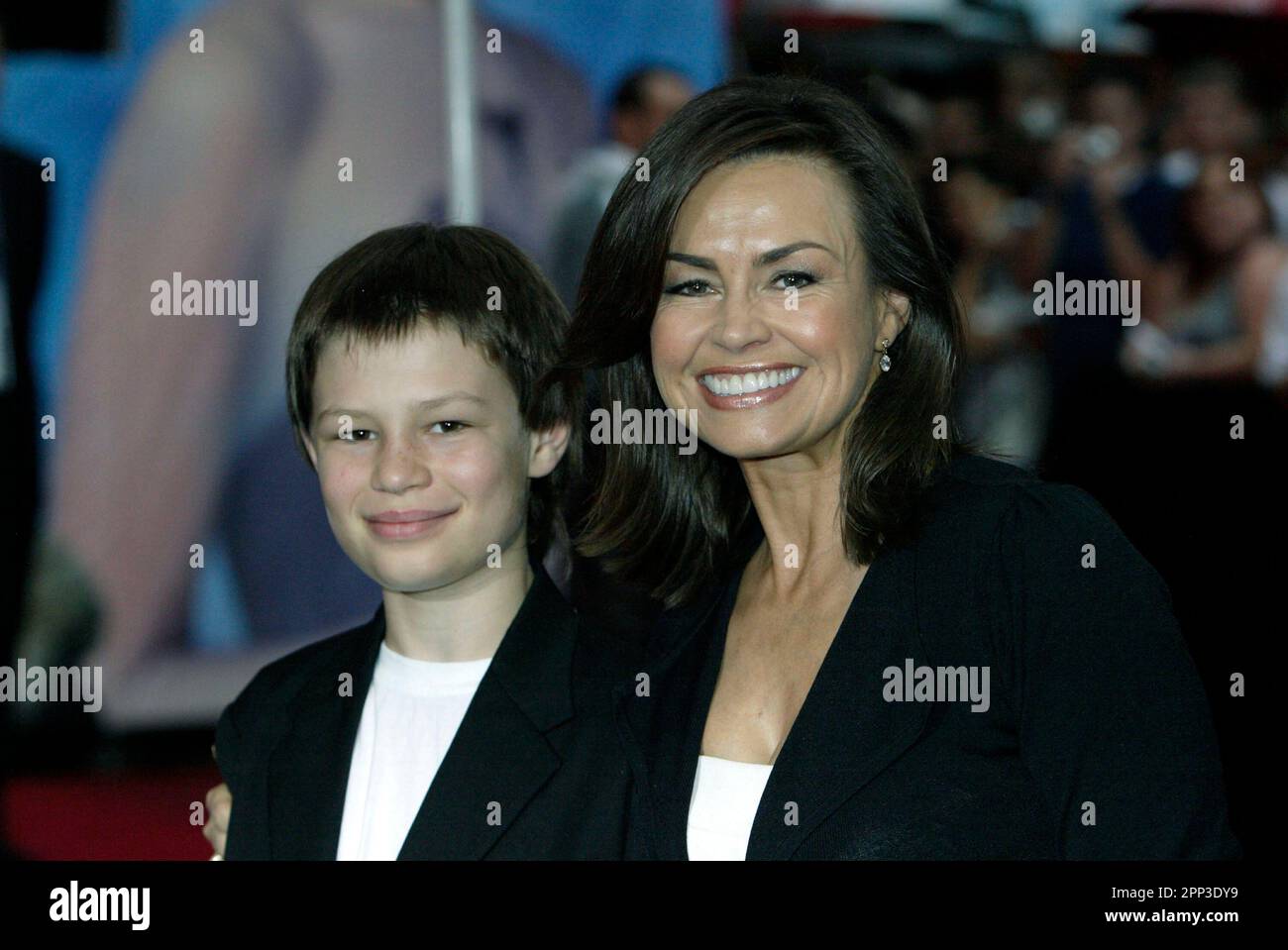 Lisa Wilkinson arriving at the Australian premiere of Golden Compass at ...