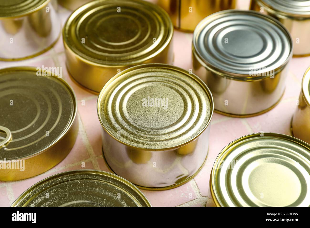 Many tin cans hi-res stock photography and images - Alamy