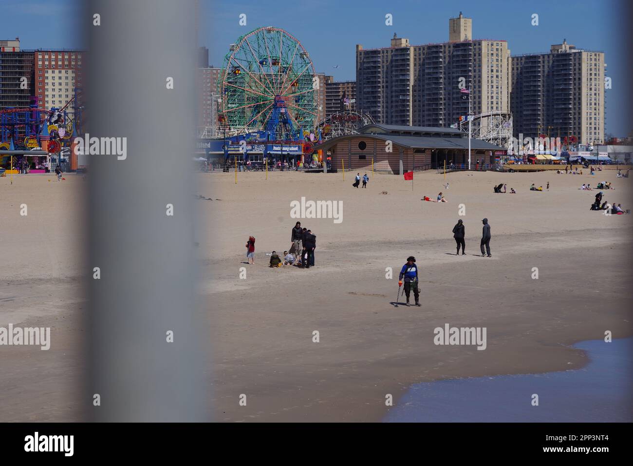 Sieve plastic metal detector hi-res stock photography and images - Alamy
