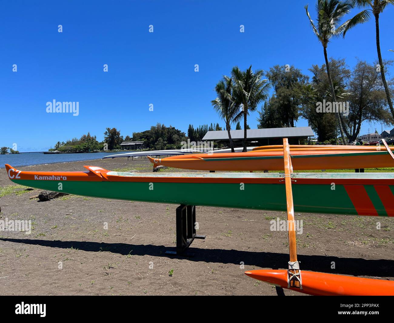 Polynesian ancient canoe hi-res stock photography and images - Alamy