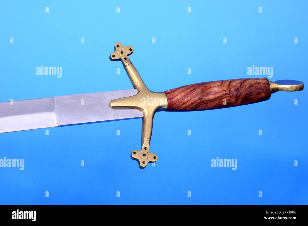 Blade guard hi-res stock photography and images - Alamy