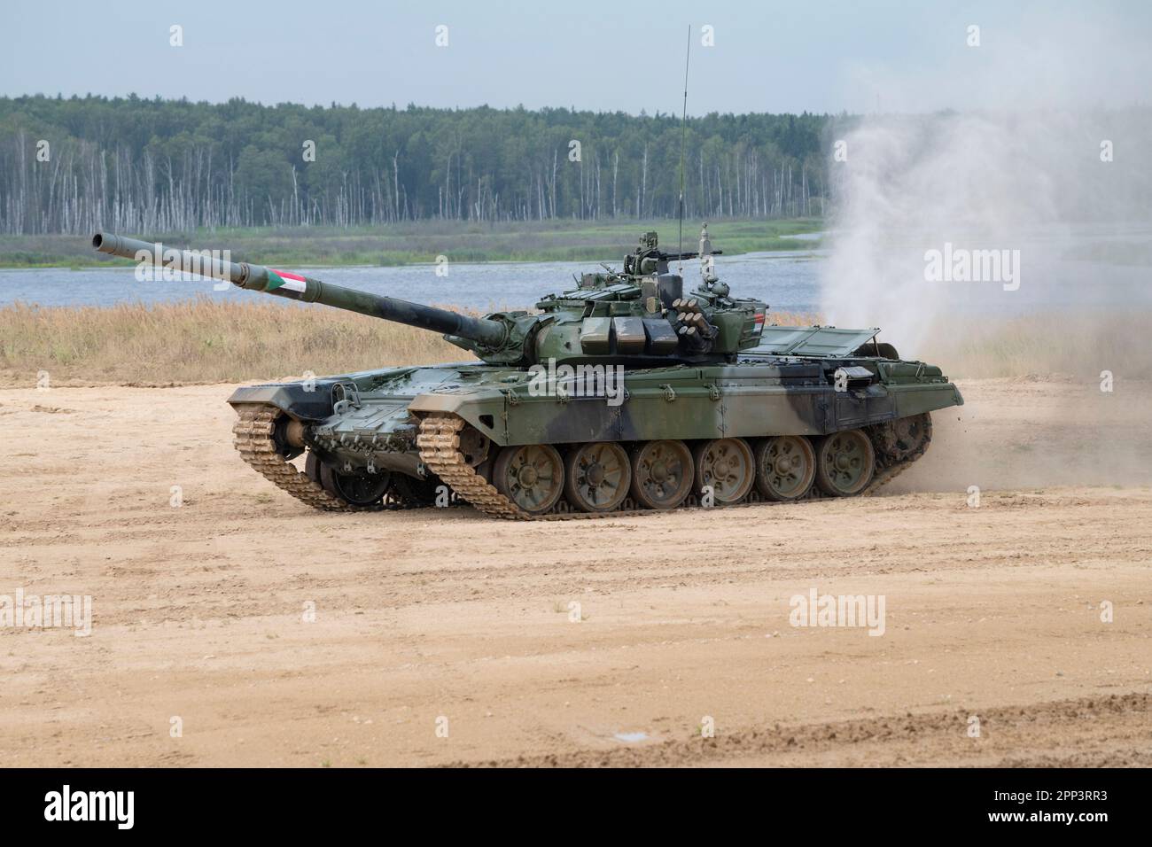 Tank 72b3 hi-res stock photography and images - Alamy