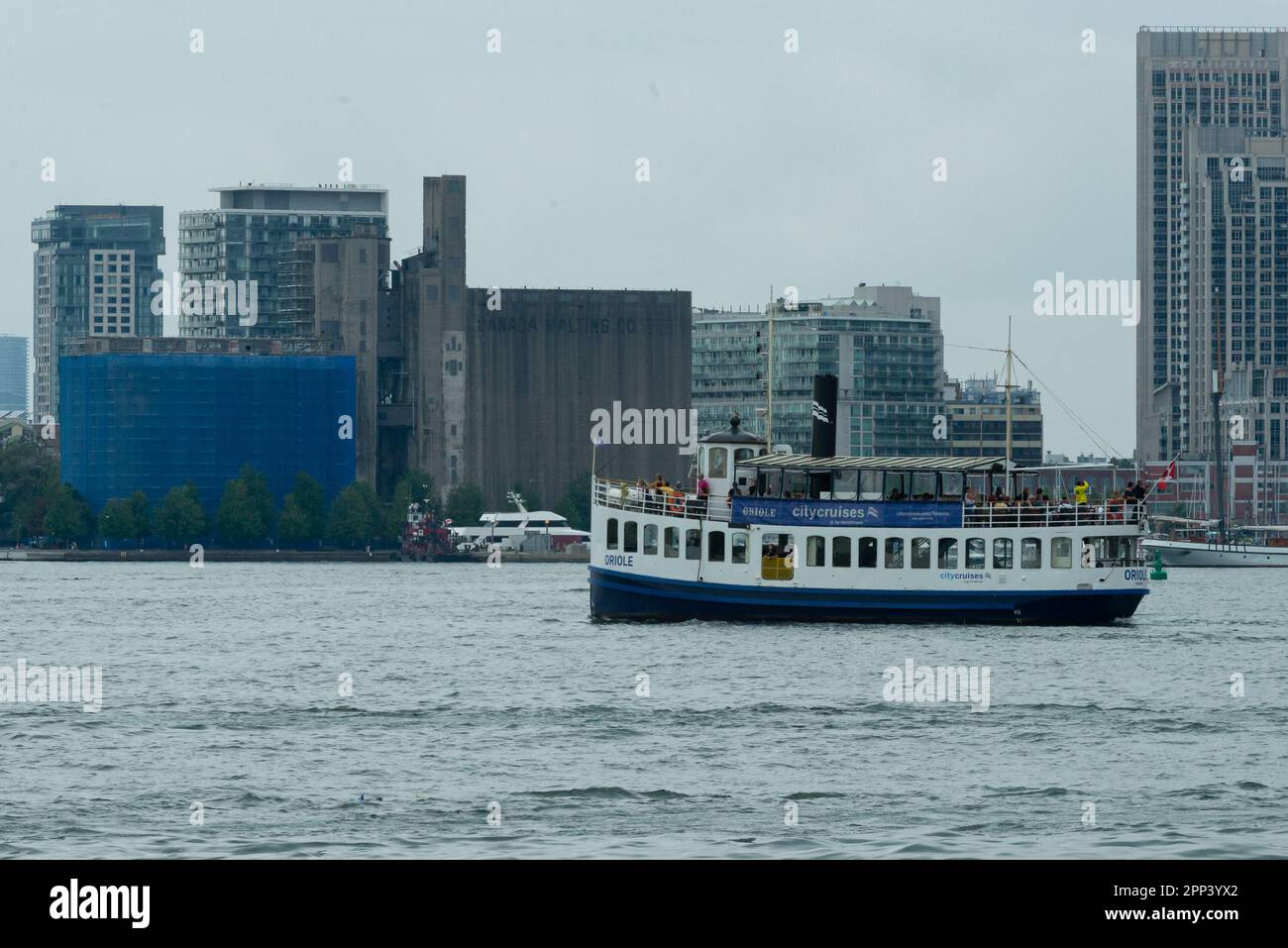 Toronto, ON, Canada - August 21, 2022: A Ferry departs from Toronto ...