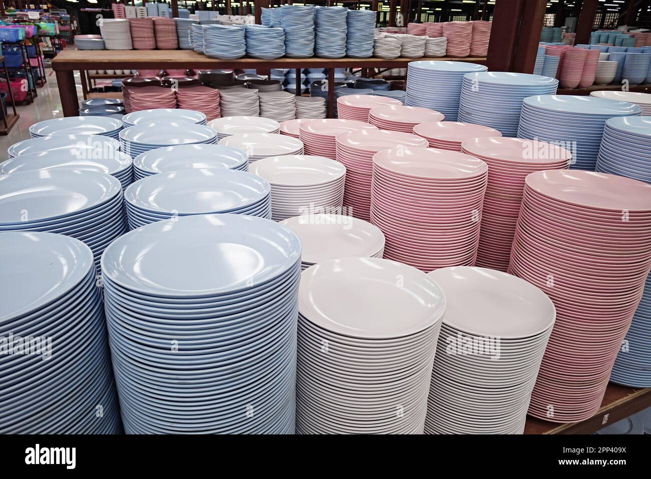 Stacks of plates in a shop Stock Photo - Alamy