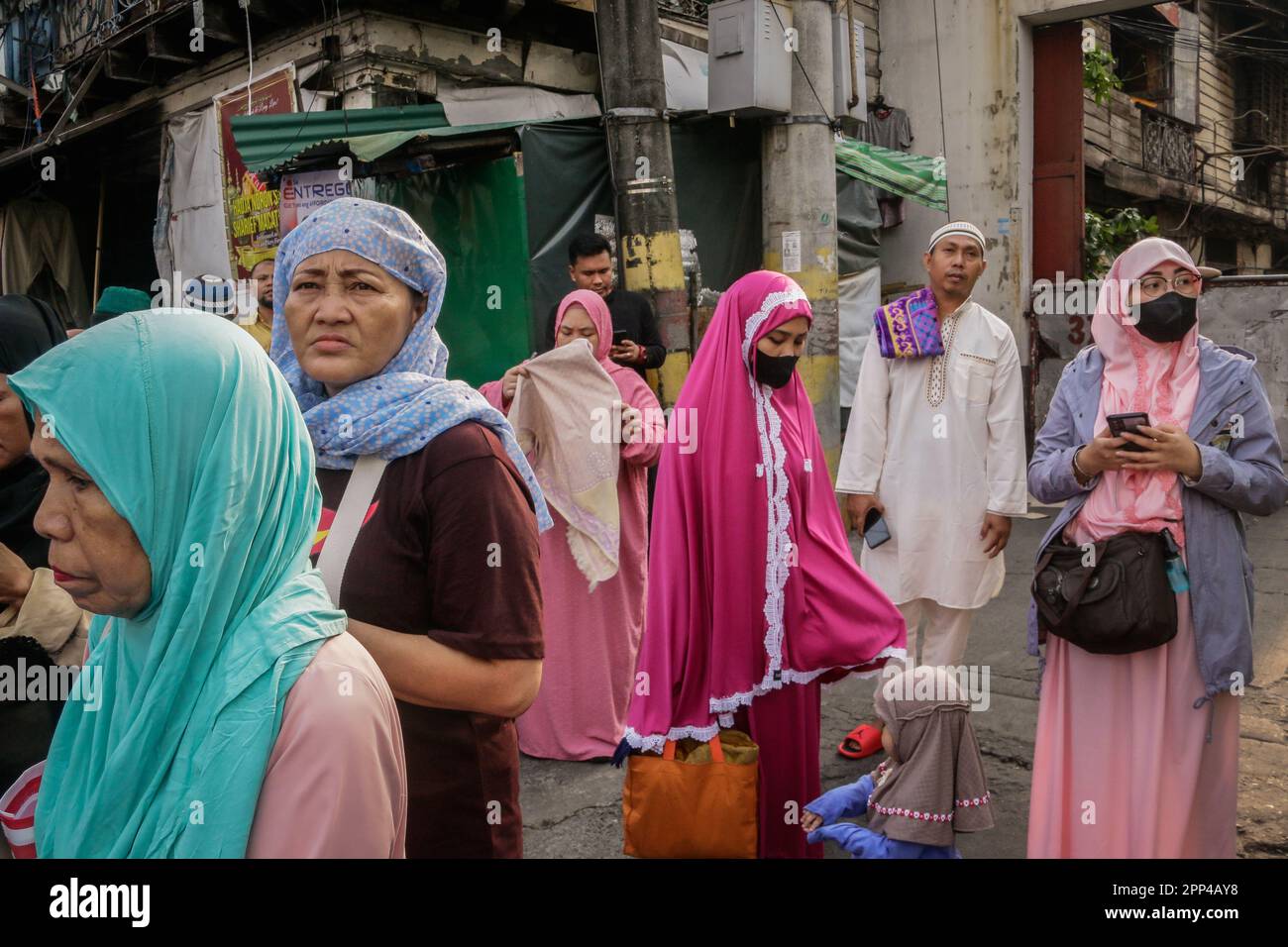 Manila, Philippines. 22nd Apr, 2023. Filipino Muslims celebrate the Eid ...