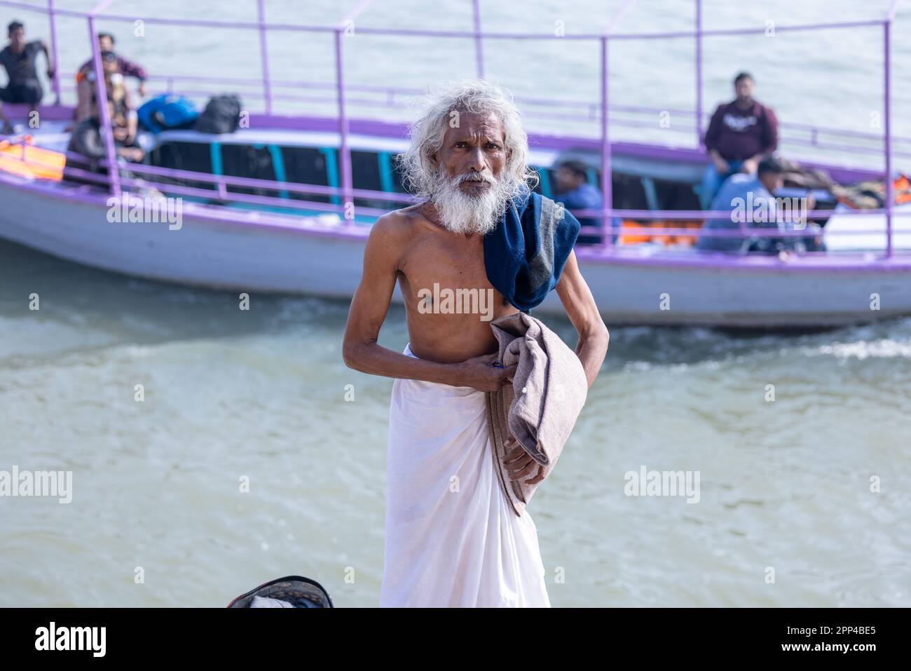 Varanasi, India - Nov 2022: Portrait of Unidentified Indian old brahmin ...