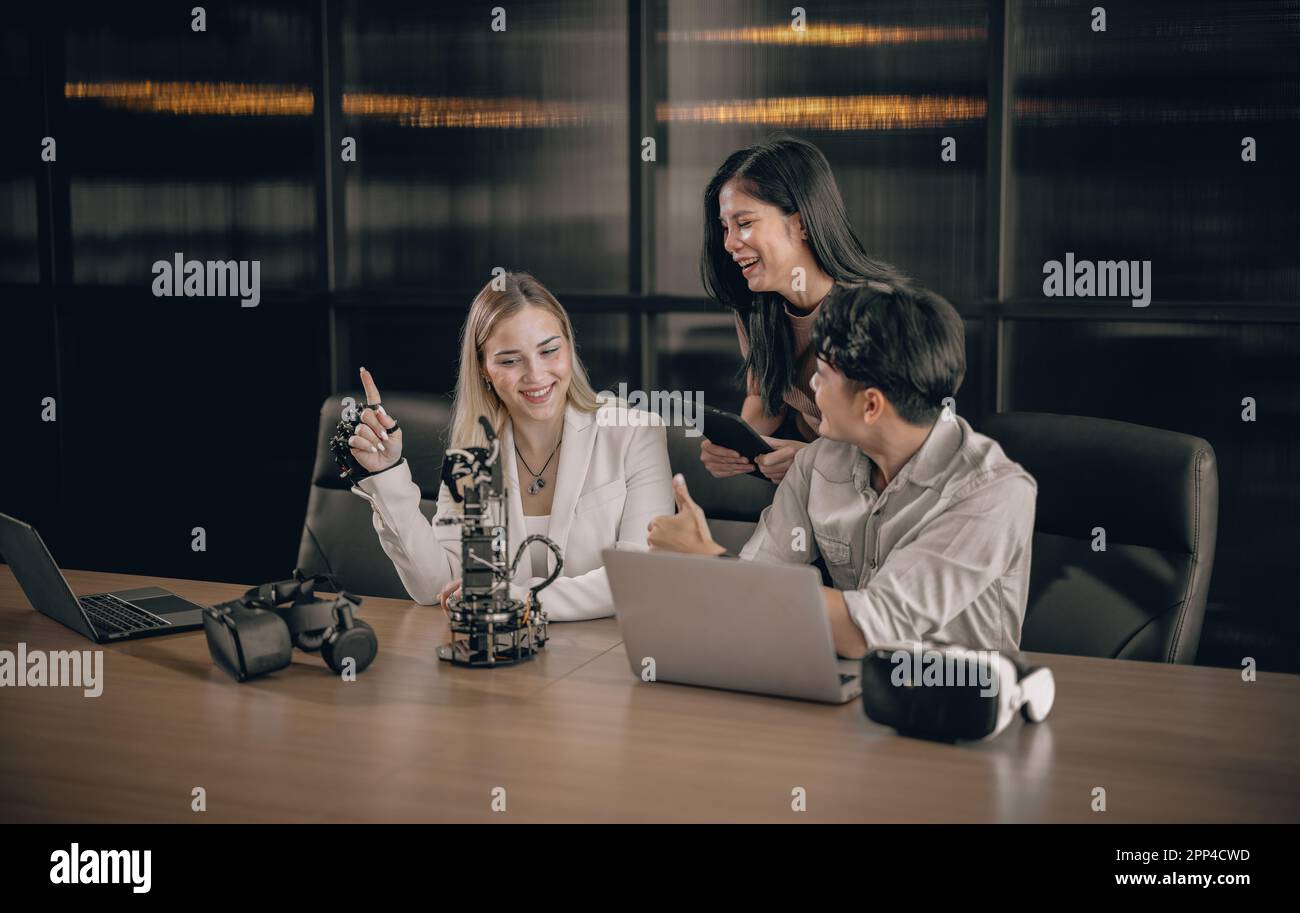 Science classroom experiments hi-res stock photography and images - Alamy