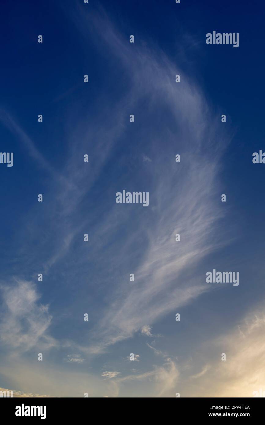 Strands of cloud hi-res stock photography and images - Alamy