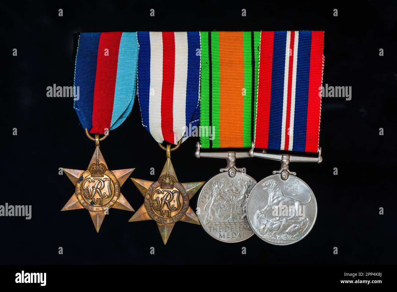 Wartime medals hi-res stock photography and images - Alamy