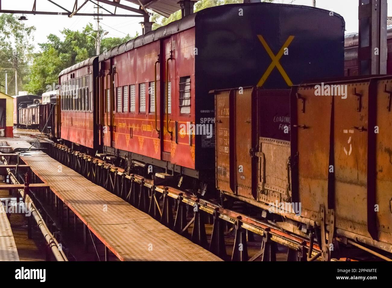 View of Toy train Railway Tracks from the middle during daytime near ...