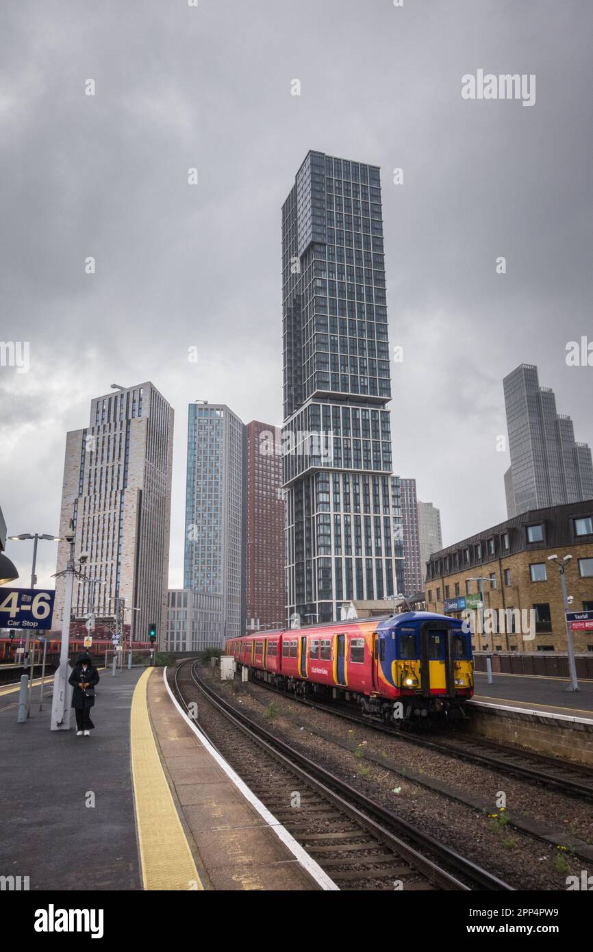 A South Western Railway commuter train arriving at Vauxhall Railway ...