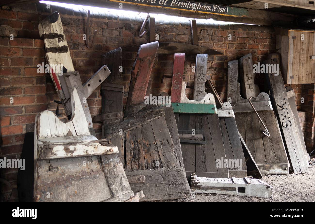 Close up of narrowboat rudders in for repair Stock Photo - Alamy