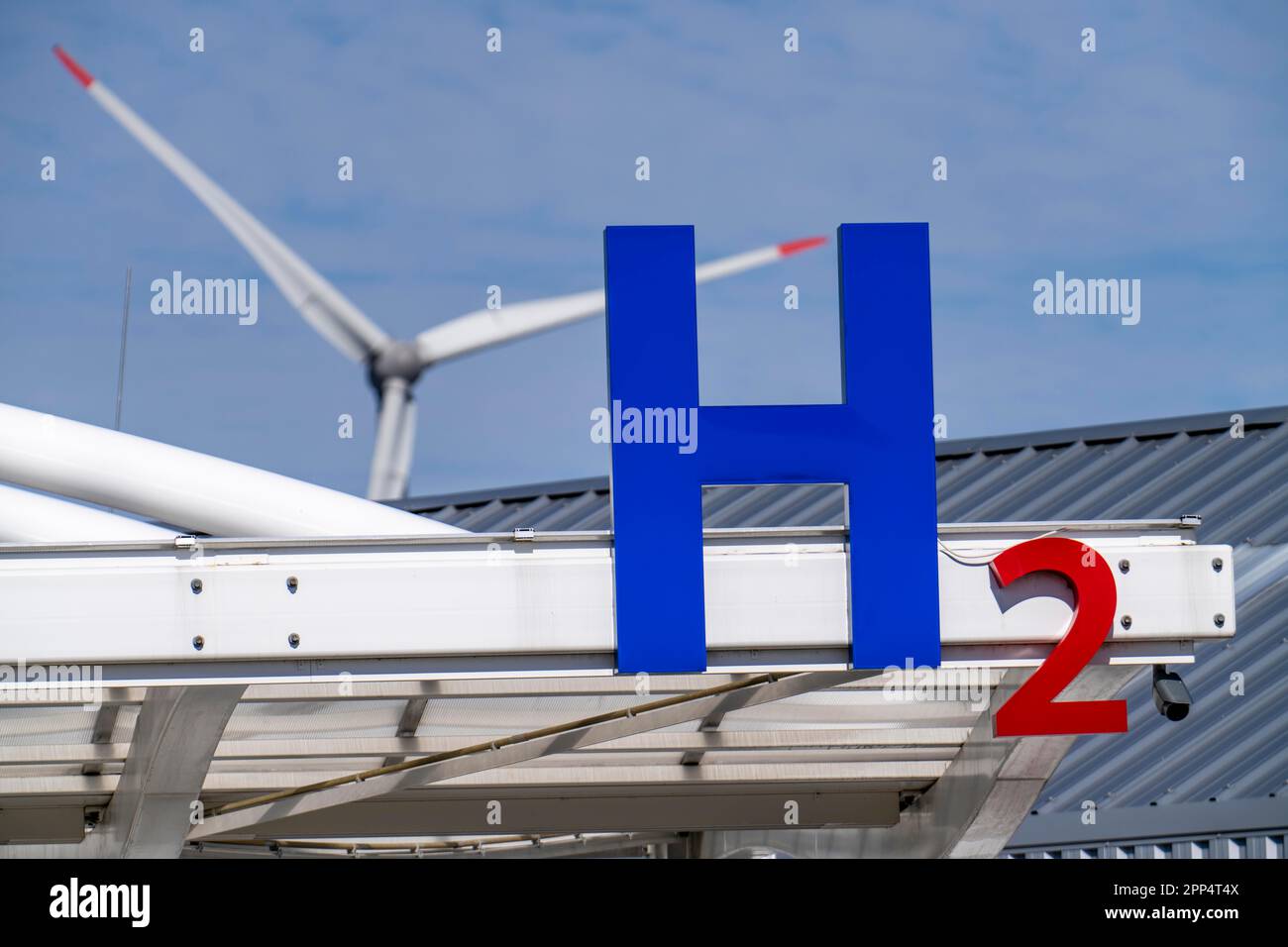 Hydrogen production hi-res stock photography and images - Alamy