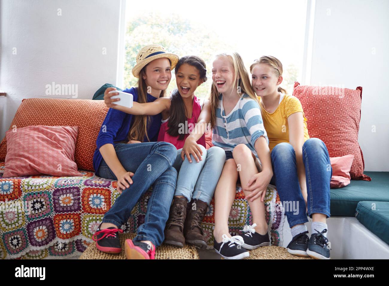 Besties forever hi-res stock photography and images - Alamy