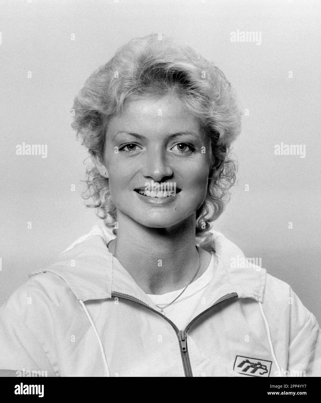 ANNIKA ERICSSON athlete in the Swedish track and field team800m Stock ...