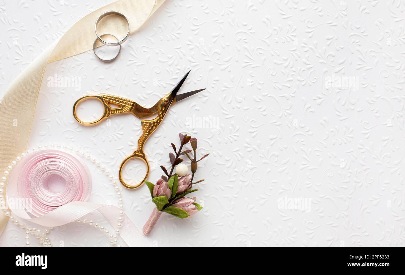 Luxury scissors hi-res stock photography and images - Alamy