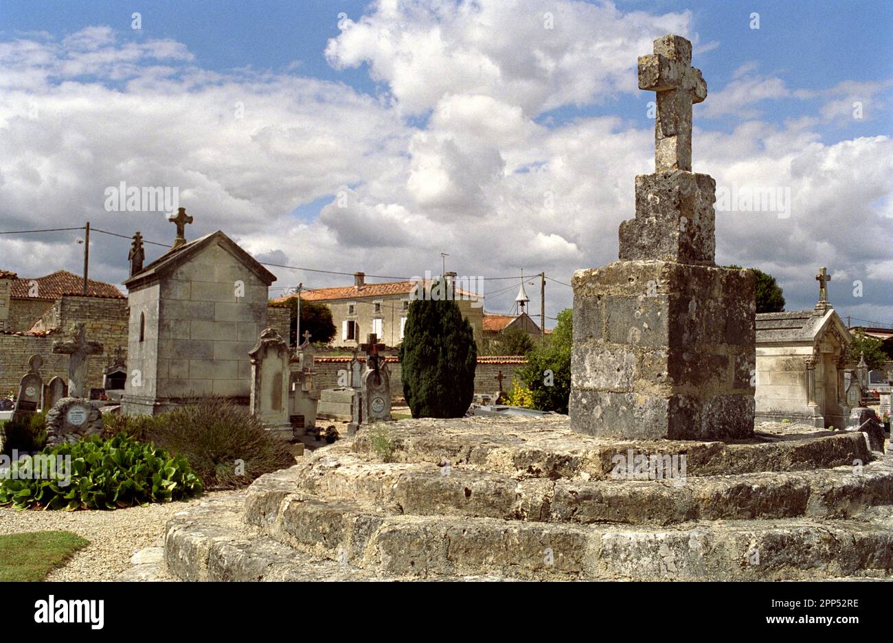 Charente typical cemetery hi-res stock photography and images - Alamy